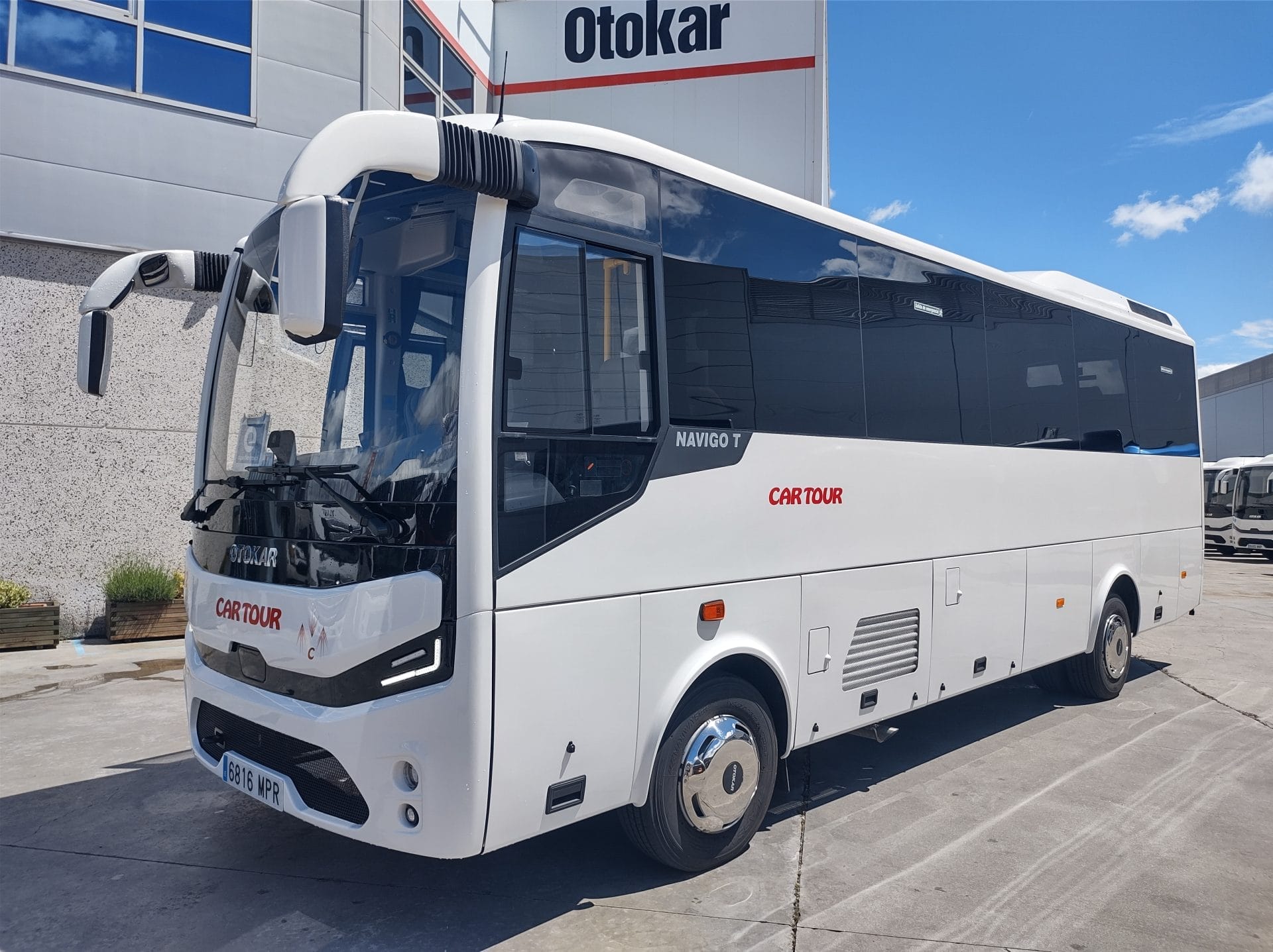 Otokar ha fabricado ya 30.000 unidades del modelo Navigo - CARRIL BUS